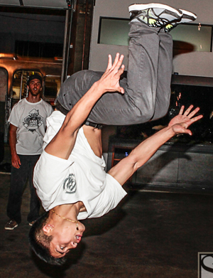 Book a Breakdancing Show! – Breakdancing Ninja